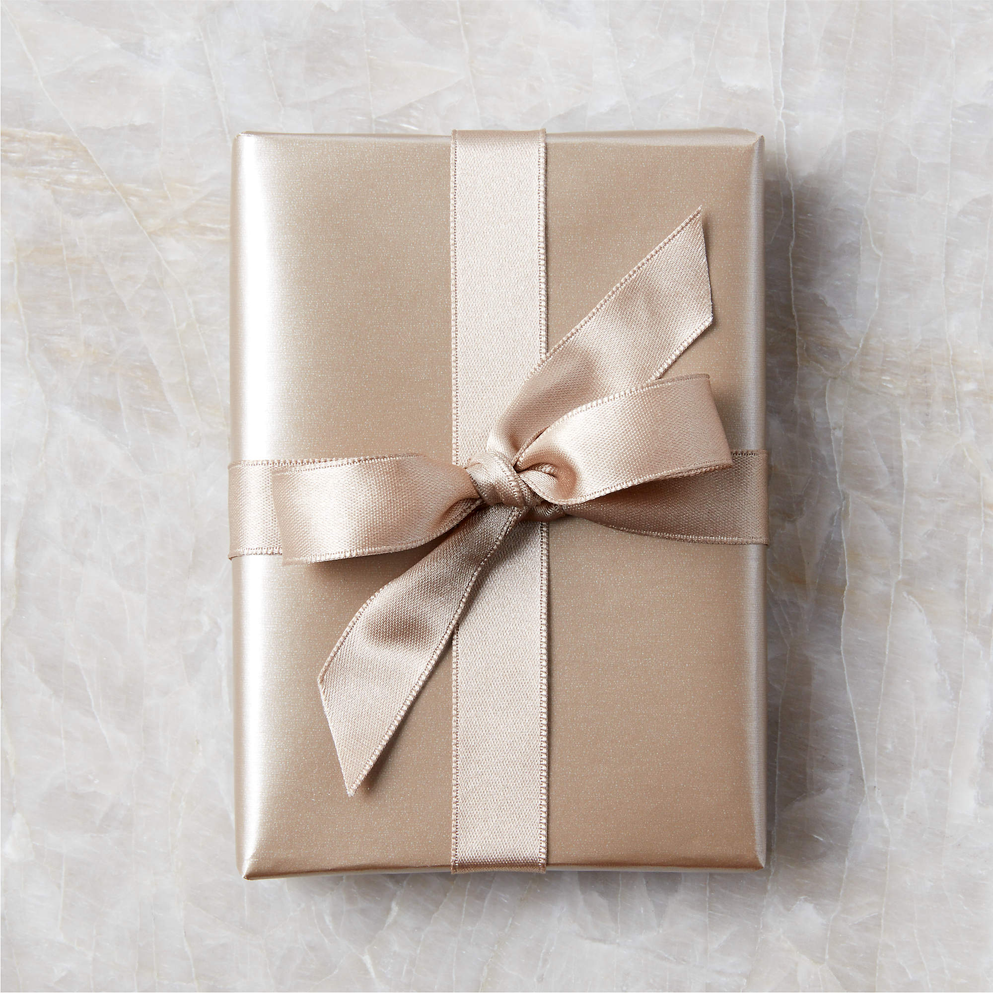 Sentimental Treasures: 5 Heartfelt Bridal Shower Gifts That Last a Lif